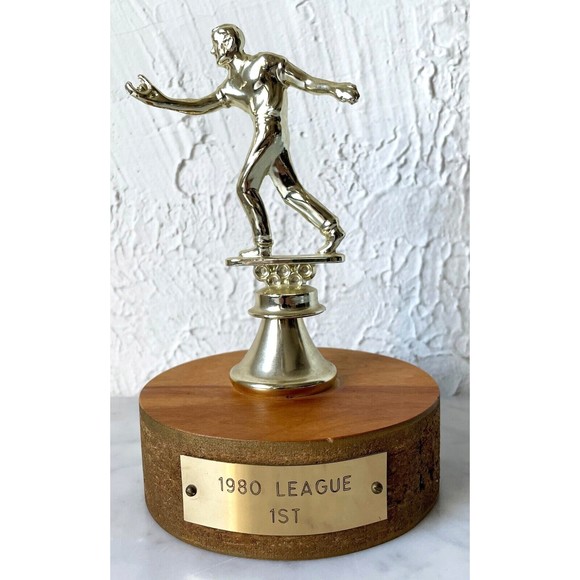 Other | Horseshoe Champion Trophy Mens 1st Place Trophy 198 League ...